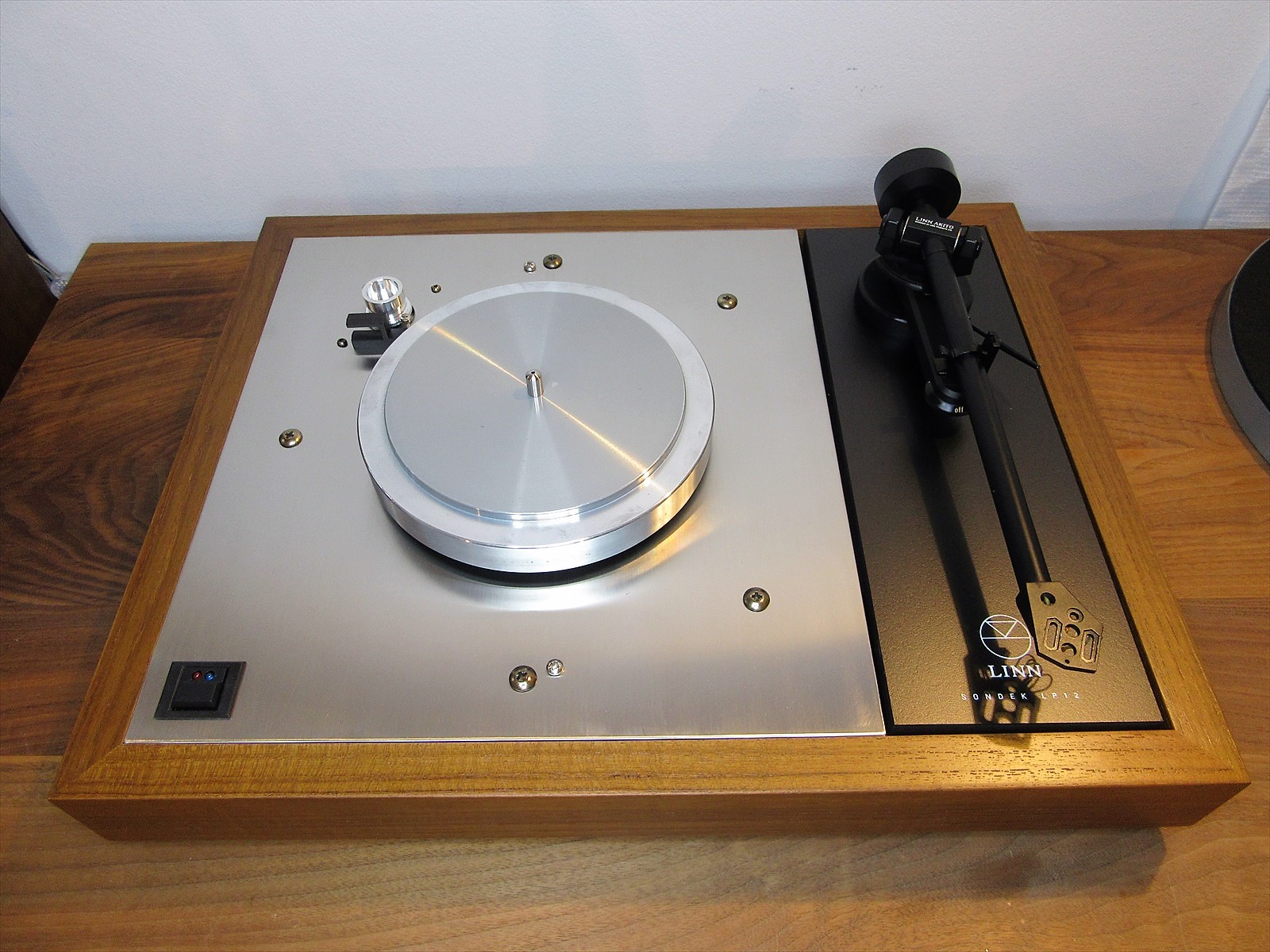 【入荷情報】LINN LP12 + AKITO – Ultra Groove Blog